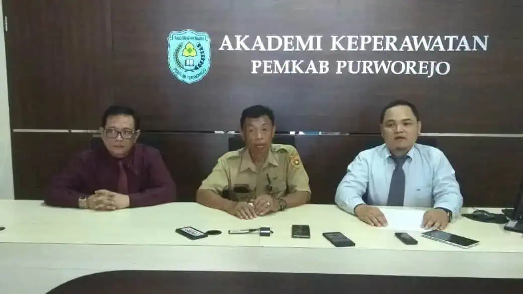 Kuliah Umum Puncak Acara Dies Natalis Ke 17, Akper Pemkab Purworejo