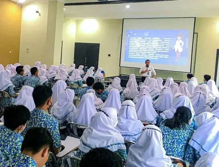 Akper Pemkab Purworejo Adakan Kuliah Pakar, Perawat Harus Profesional ...