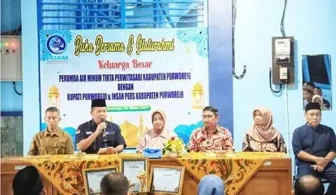 Bupati Bukber bersama Karyawan PDAM dan Insan Pers